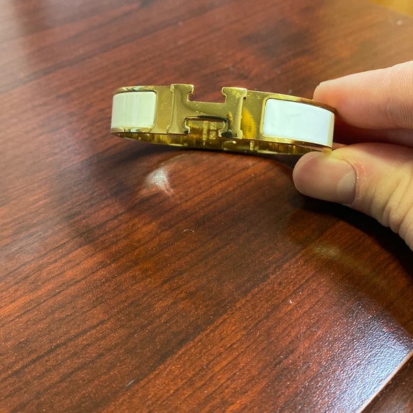 Hermes | Jewelry | Herms White Clasp Bracelet Whinge Clip | Poshmark